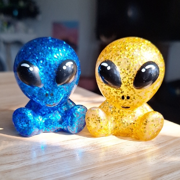 Other | Sparkly Blue And Gold Alien Figurine Set | Poshmark